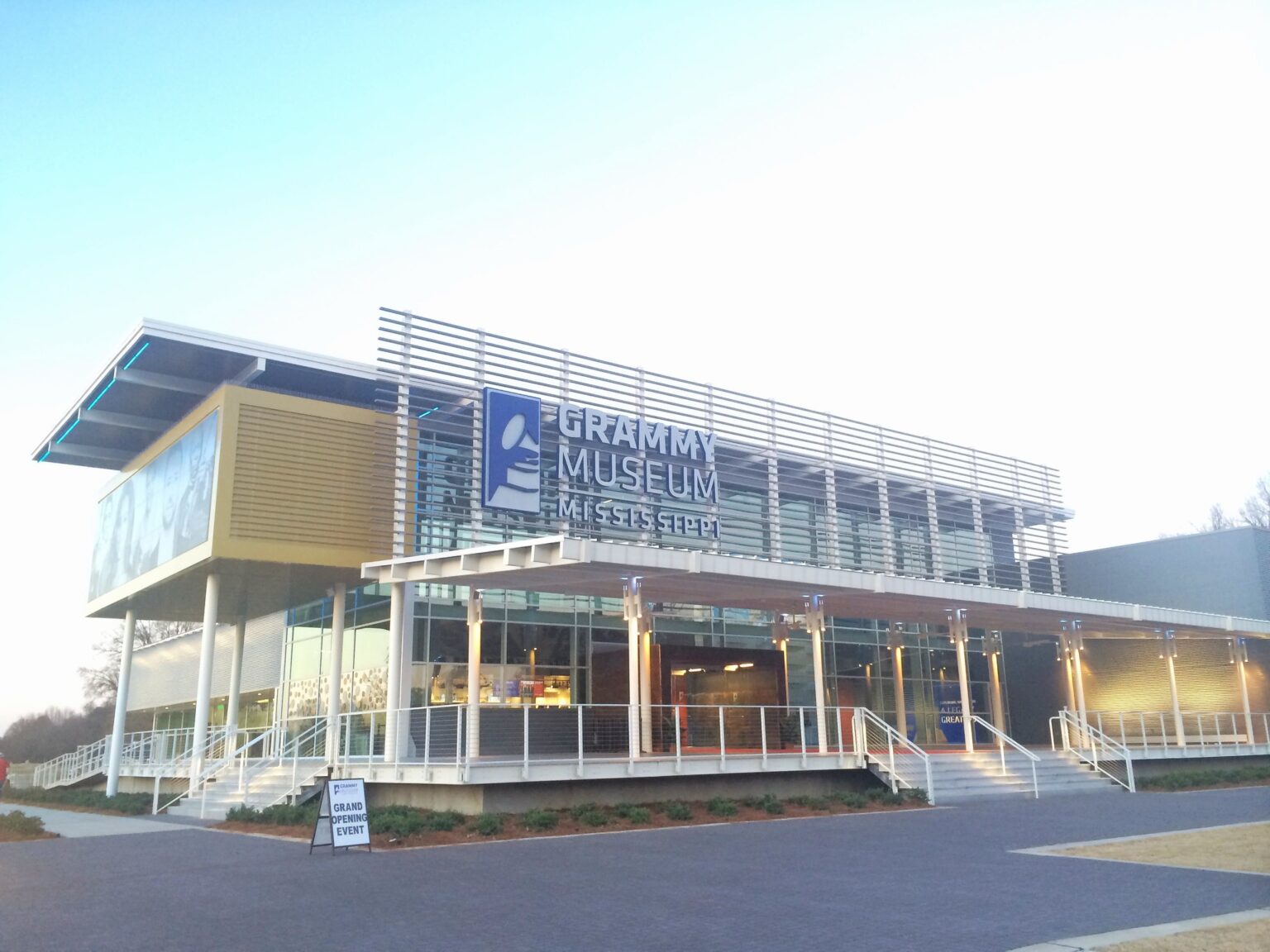 退職後 アメリカに行く話 | アメリカの博物館32選！【グラミー博物館】【ハリウッド・ミュージアム】 mohamoha89