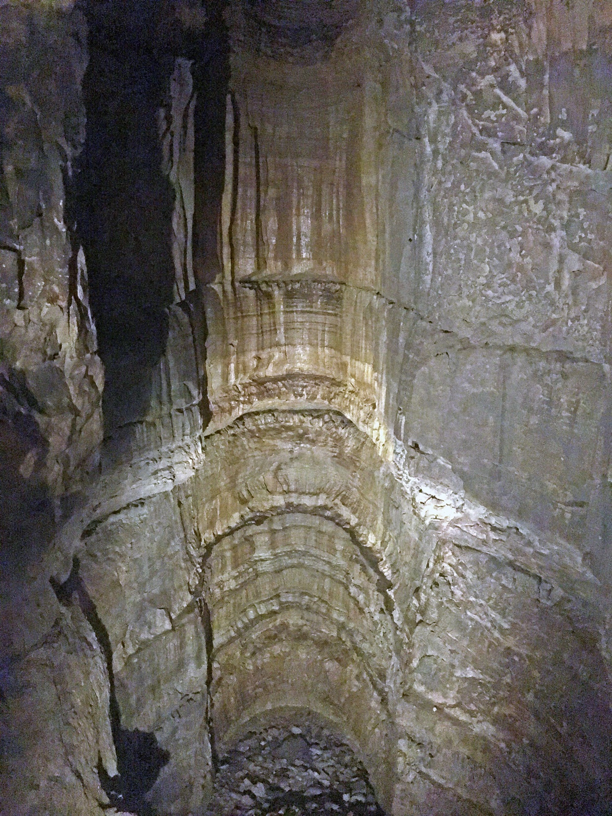 退職後 アメリカに行く話 | アメリカの国立公園32選！【グレート・スモーキー山脈国立公園】【マンモス・ケーブ国立公園】 mohamoha140